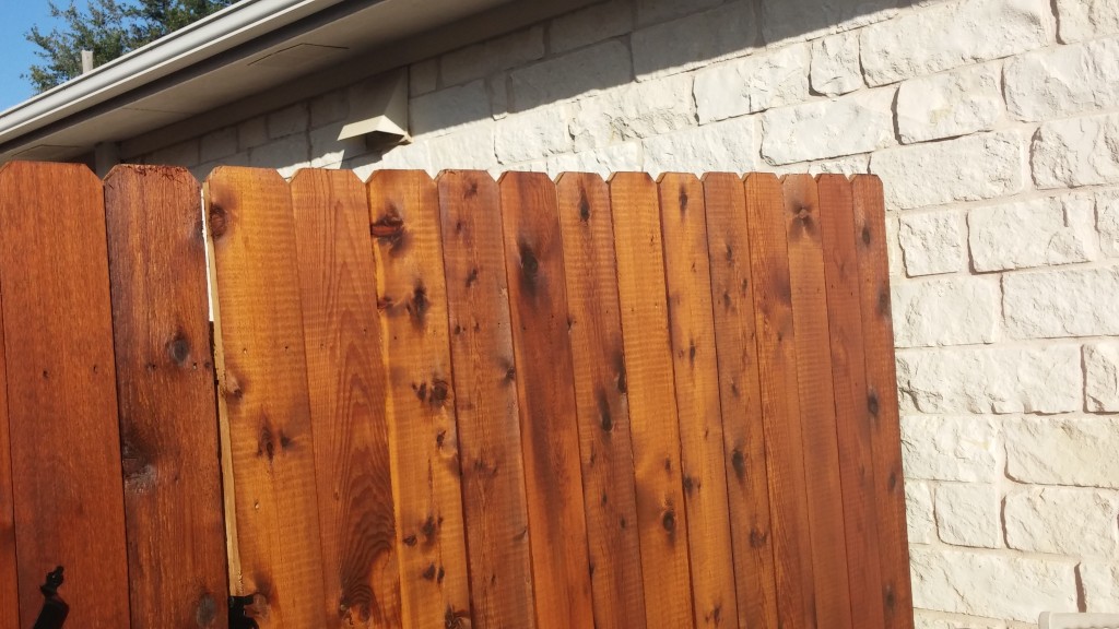 Seal Rite Oil Stain (4) - Austin Fence Staining